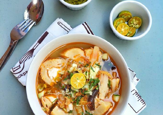 Resep Model Ikan Kuah Merah oleh Laily Agustien (Ummifaizfaqih) - Cookpad