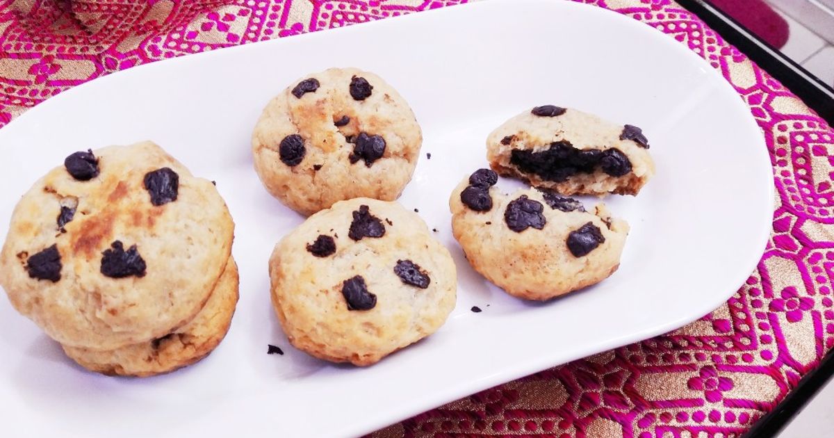 Dark Chocolate Ganache Filled Choco Chip Cookies Recipe by Homecook Mou ...