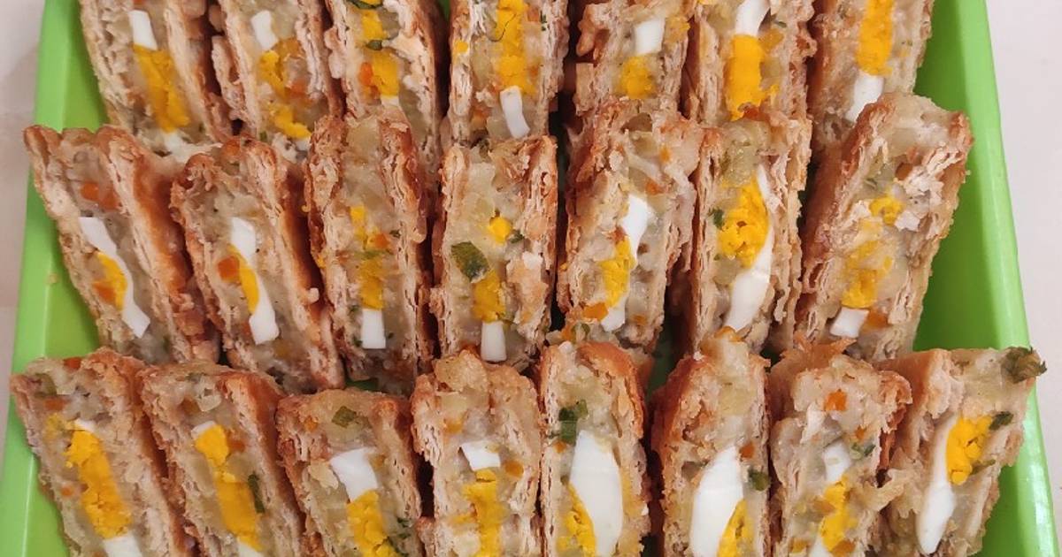 Resep Crackers isi sayur dan telur oleh ephirivie - Cookpad
