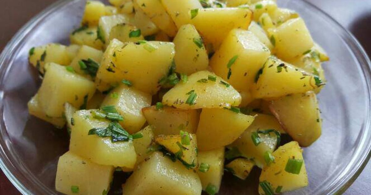 Resep Saute Potato Wedges oleh Novi Herawati - Cookpad