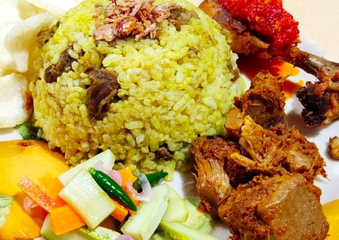 Resep Nasi Kebuli Daging Sapi Magicom Oleh Mita W Mommyfayzel Cookpad