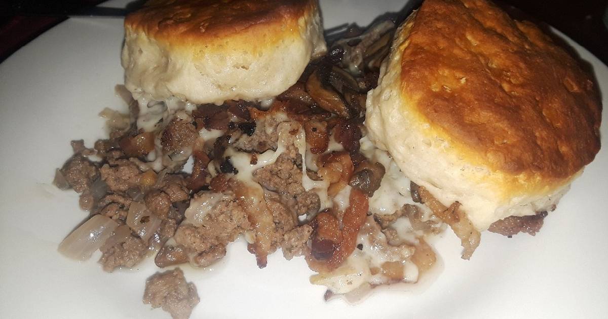 Bacon Mushroom Swiss Burger Casserole Recipe by Bren - Cookpad
