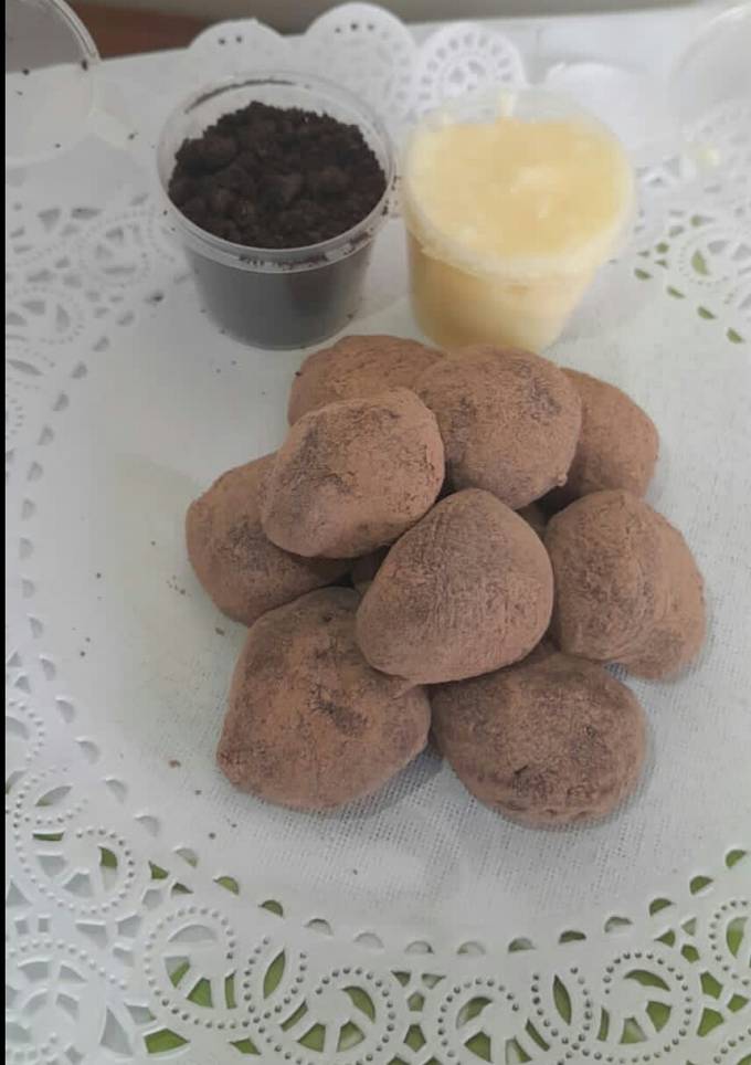 Resep MOCHI CHOKLAT BITES dengan SAOS CREAM CHEES dan OREO CRUMBLE nya ...