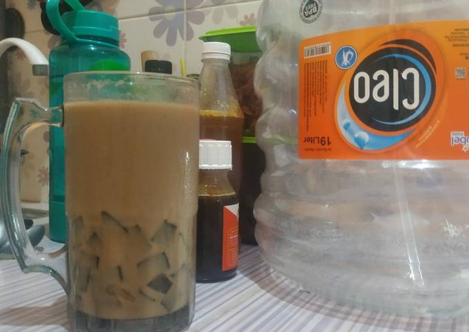 Resep Milk tea cincau hitam oleh Ari Isnenti - Cookpad