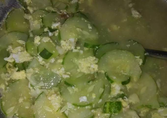Resep Tumis timun telur oleh Dapur Bunda - Cookpad