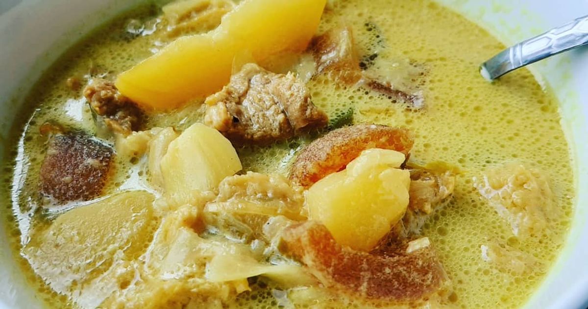 Resipi Gulai Lemak Daging + Perut + Kulit Lembu oleh Eze Yan - Cookpad
