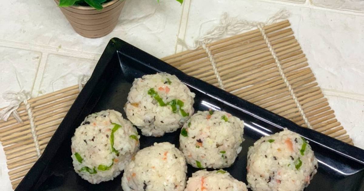 Resep Kani Rice Balls oleh Roro Woelan - Cookpad
