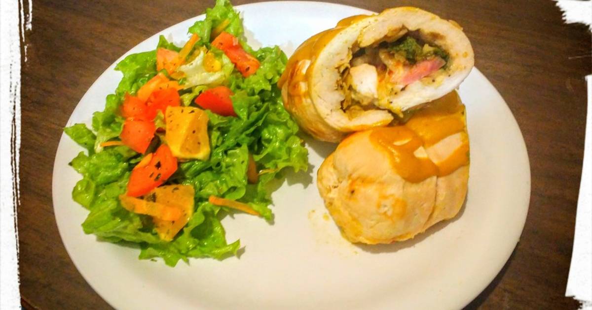 Roll de Pechuga con Ensalada Receta de Maximiliano Ramirez- Cookpad