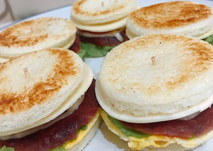 Resep Burger Mini oleh Nilam Komalasari - Cookpad