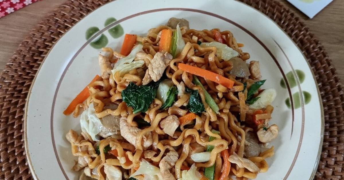 Resep Siu Mie / Mie Goreng Imlek oleh Agnes エミリア 💕 - Cookpad