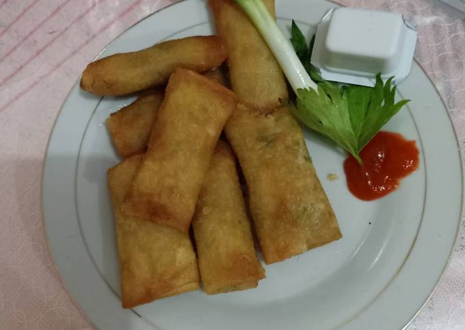 Resep Lumpia sayur oleh Dapoer Hanuza - Cookpad