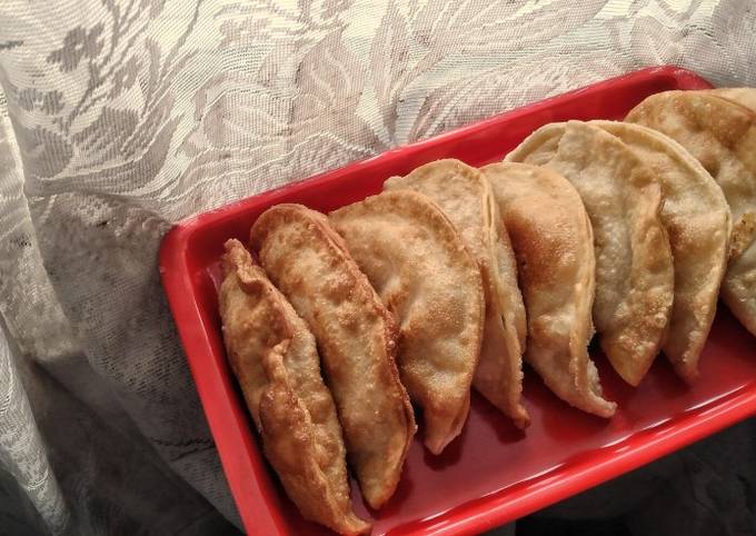 Resep Pangsit Isi Kentang Lumer oleh Iskan Detia - Cookpad