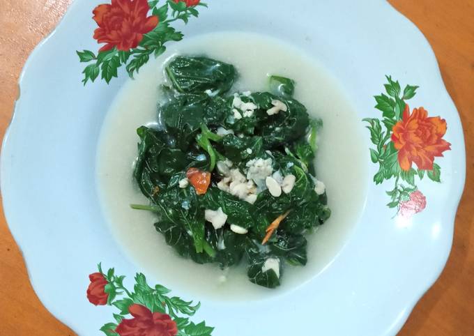 Resep Bobor Bayam Simple oleh galuhkts - Cookpad