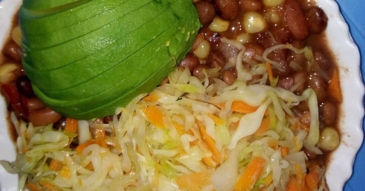 Stewed githeri with steamed cabbage Recipe by Abigael Manaba - Cookpad