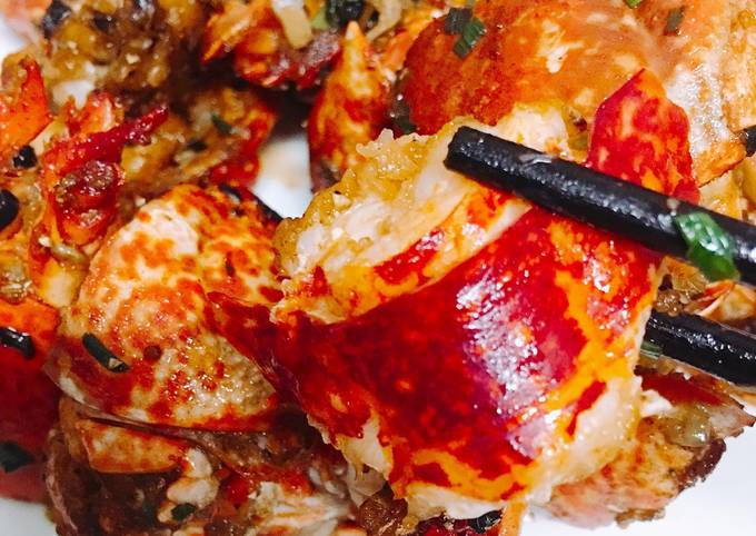 Cách Làm Món Tôm hùm rang muối của Hồng Phương - Cookpad