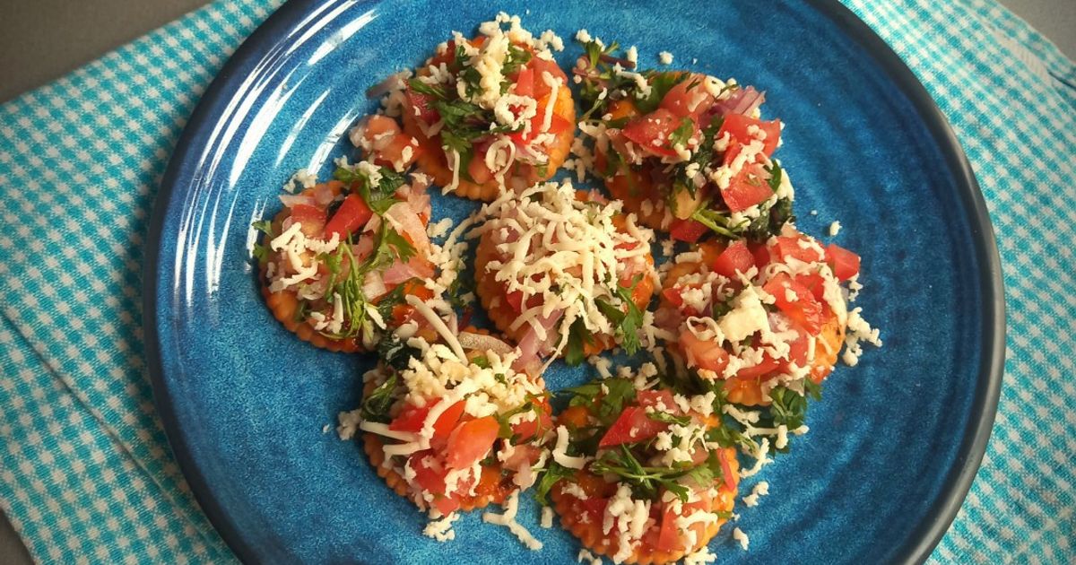 Monaco Biscuit Chaat Recipe by Shital Muranjan - Cookpad