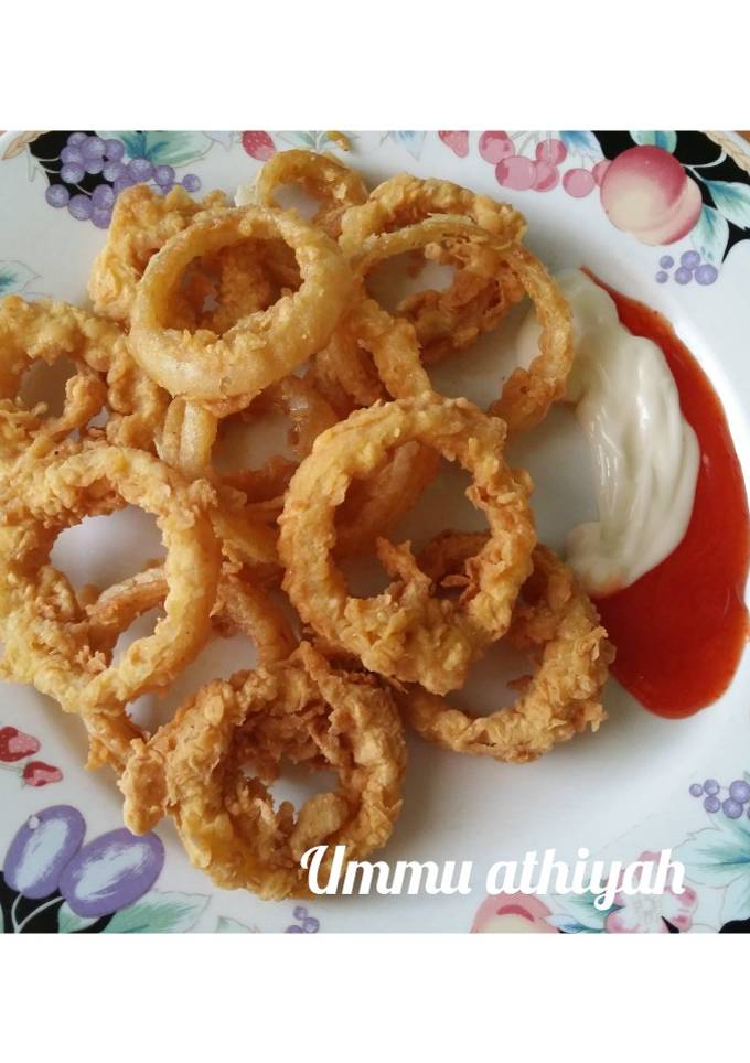 Resep Onion ring sauce merah putih oleh ummu athiyah - Cookpad