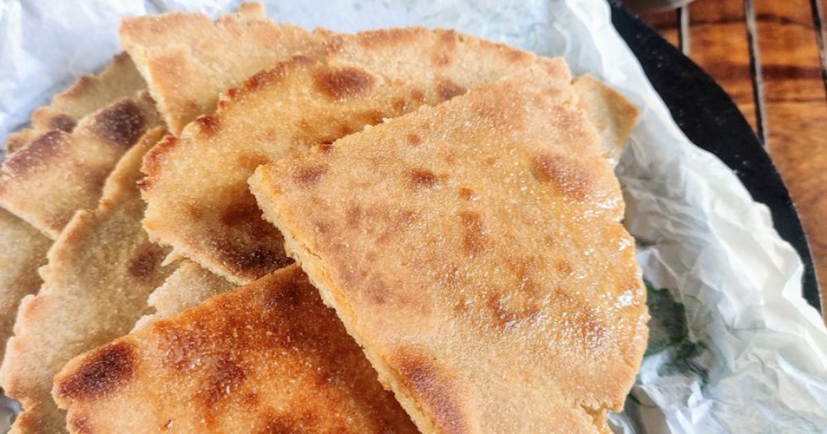 Meethi Roti Gur Wali Roti Recipe by Swati - Cookpad