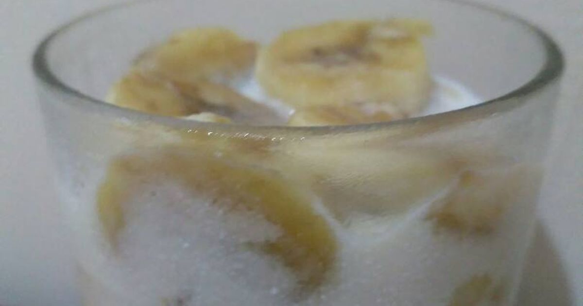 Resep Overnight Oatmelas Topped Banana oleh Vera Nanda - Cookpad