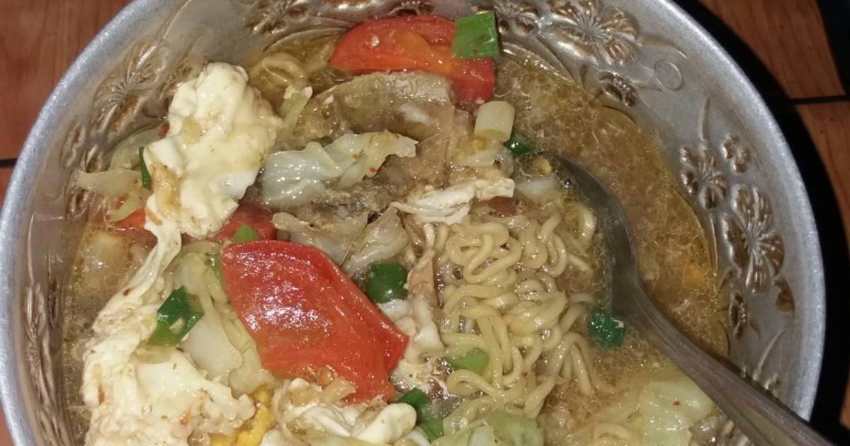 Resep Mie Rebus Special oleh Ummu Humairoh - Cookpad