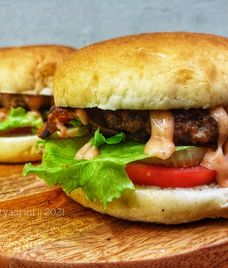 Resep burger rumahan: Sederhana, enak, dan praktis!