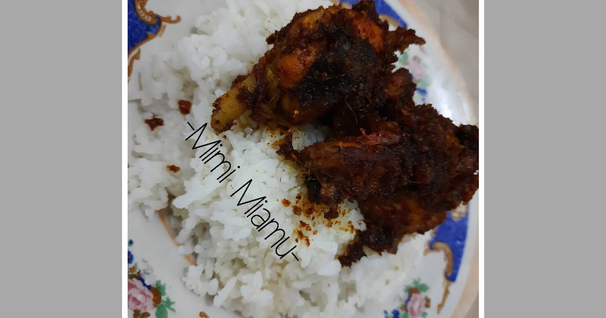 Resep Ayam Bumbu Hitam Madura oleh Mimi Miamu - Cookpad