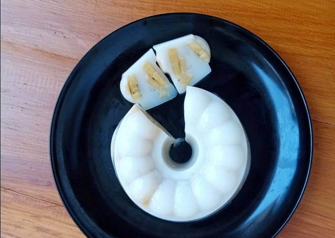 Resep Puding Pisang Ambon Kelapa Muda oleh WARSONO - Cookpad