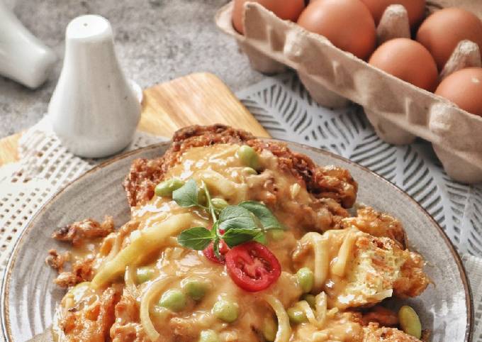Resep Fuyunghai Ayam dg Salted Egg Sauce oleh Frielingga Sit - Cookpad