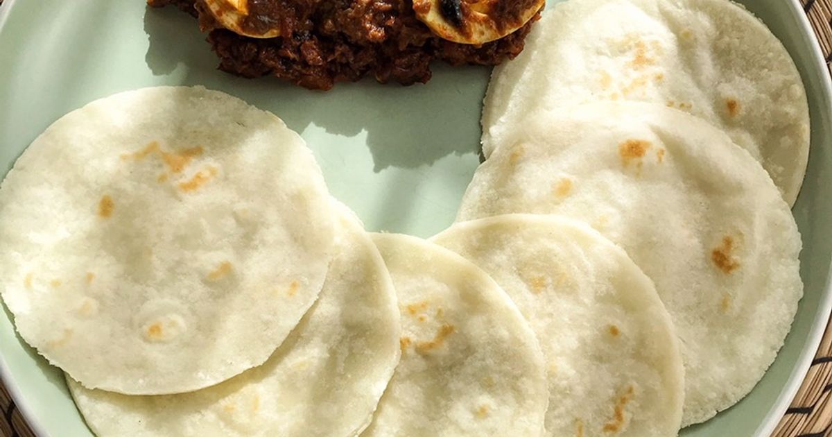 Malabar Pathiri/ Rice Rotti With Egg Roast #Malabarrecipe Recipe by Divya Haridas - Cookpad