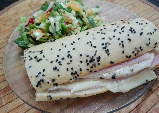 Sándwich de ciabatta multicereal con ensalada Receta de Juan Pablo ...