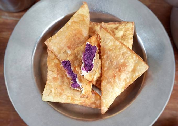 Resep Goreng Ubi Kulit Pangsit oleh Binti Sae - Cookpad