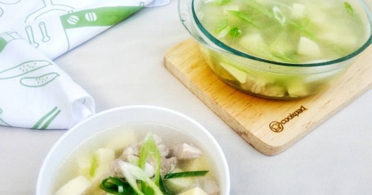 Resep Sup Ayam tofu oleh Rara Debtasari - Cookpad