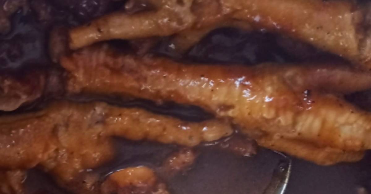 Diferentes recetas con patas de pollo