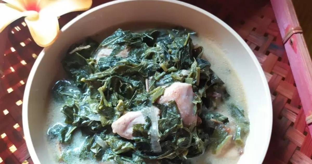 Resipi Ravitoto - Masak lemak Pucuk Ubi 🇲🇬 oleh Ani Delighted - Cookpad