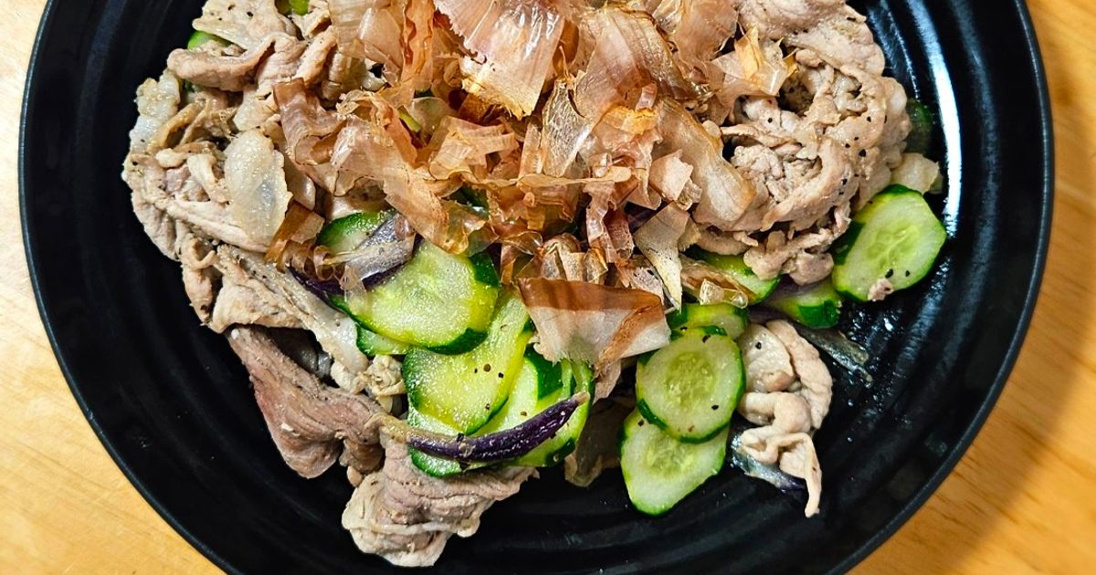 Resep Tumis Mentimun Dan Daging Dengan Plum Acar oleh ciyo - Cookpad