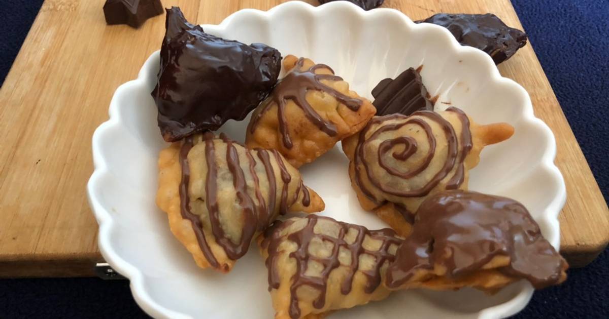 Chocolate samosa Recipe by Bhavisha Hirapara - Cookpad