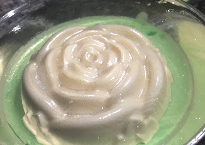 Gelatina encapsulada con diamantina Receta de Ana l Ramirez - Cookpad