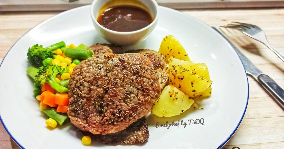 Resep Beef Steak oleh Lovelychef By TieDQ - Cookpad