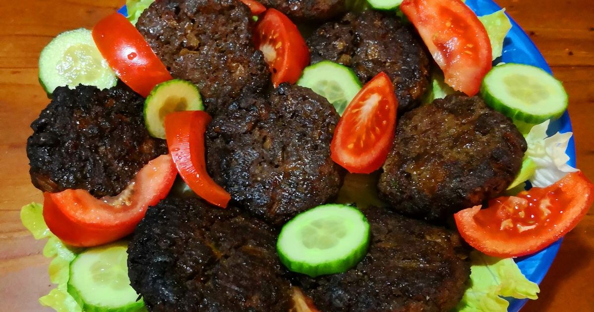 Crispy Falafel With Rich Tahini Sauce 🤗🌭🌮🍫🍋🏺 Recipe by TS - Cookpad