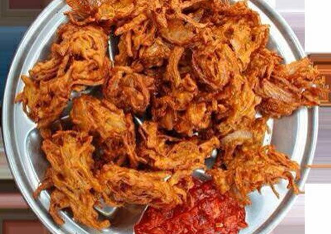 Aloo pyaj ke pakode Recipe by Vandana Aggarwal (bindu) - Cookpad