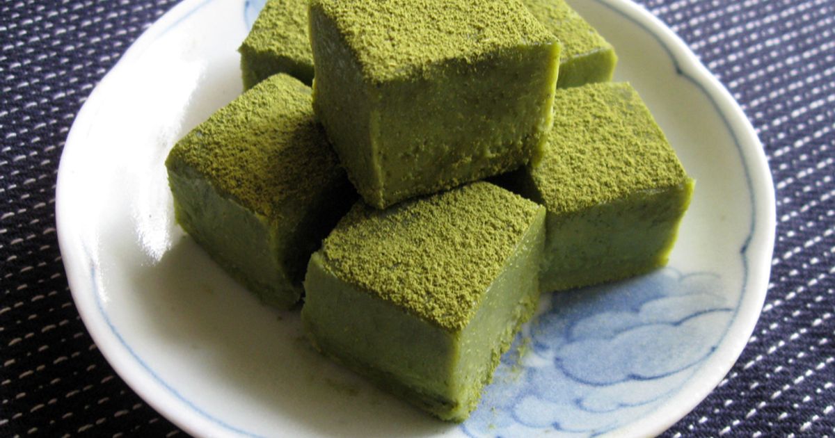 Soft Matcha Chocolate Recipe by Hiroko Liston - Cookpad