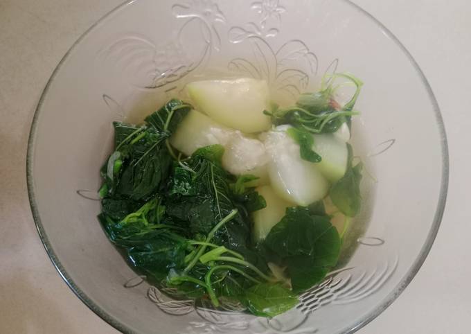 Resep Sayur bening bayam dan labu air oleh Nur Hidayati - Cookpad