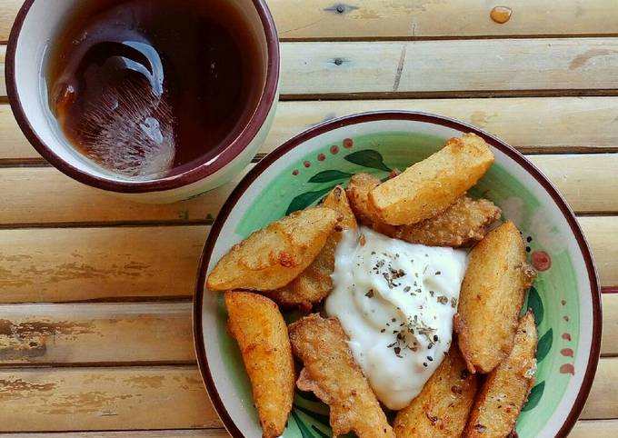 Resep Kentang Goreng Wedges dan Saus Tartar oleh Risma Ghufron - Cookpad