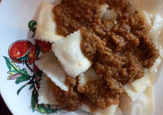 Ravioles con salsa de morrón verde Receta de Mariela Gauna 🇦🇷 - Cookpad