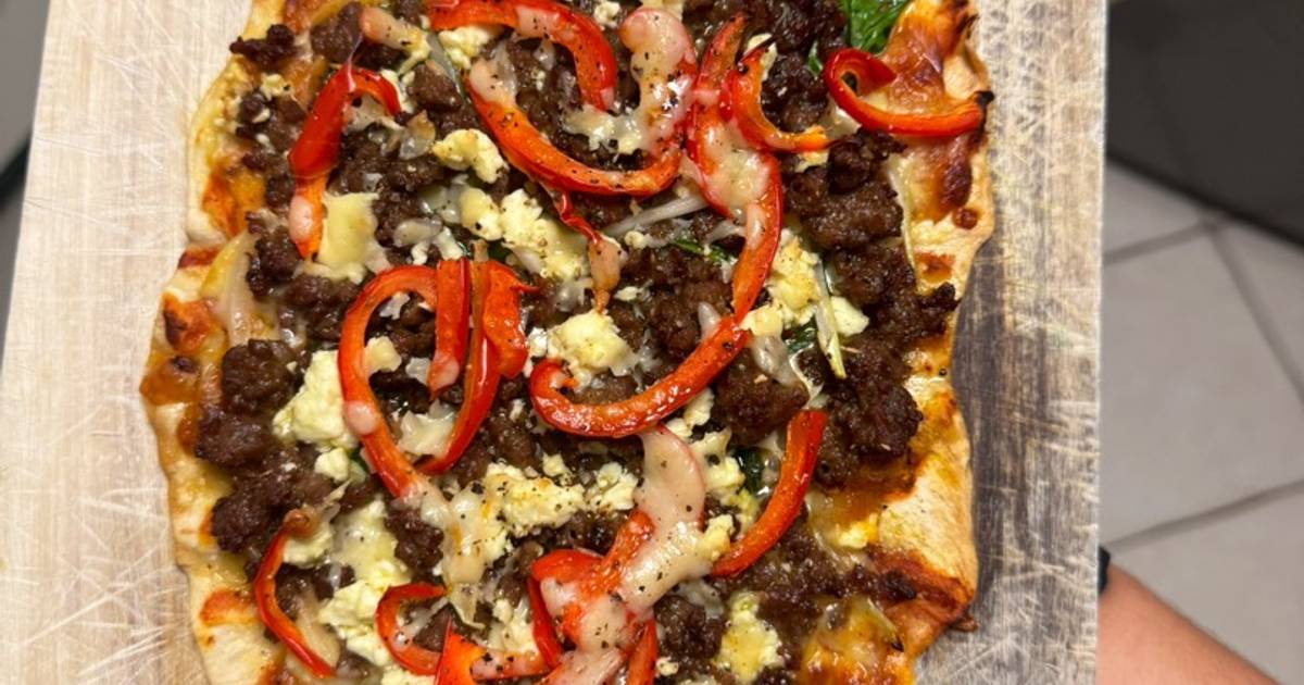 Spiced Beef Flatbread Pizza 😋 Recipe by Jake - Cookpad