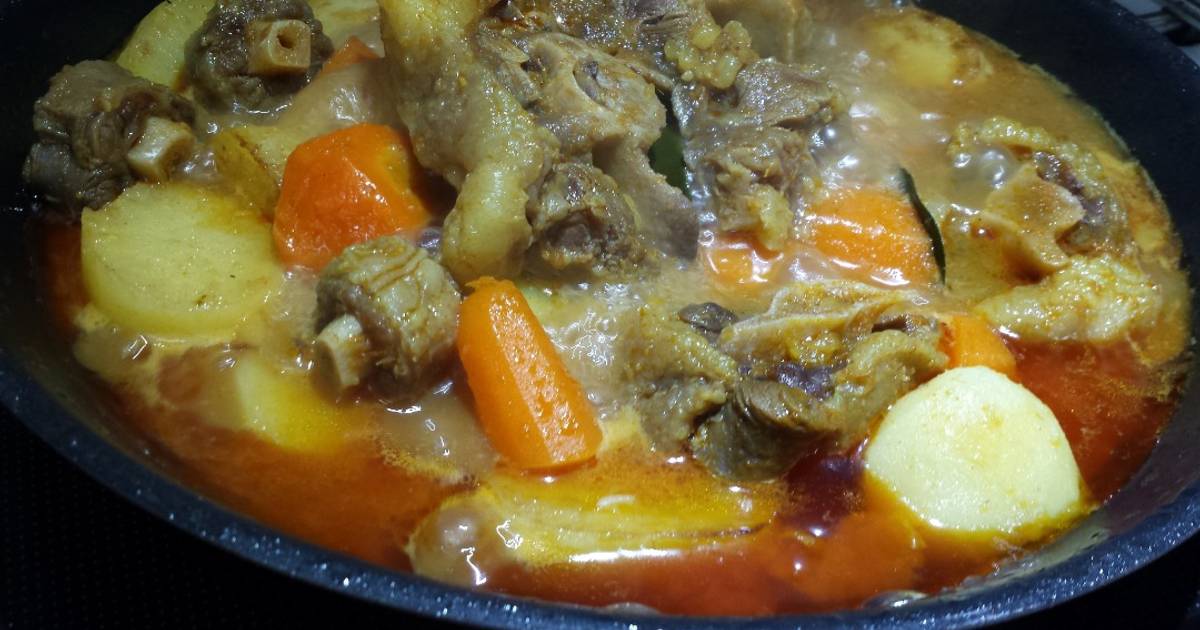 Resep Kare pedas buntut sapi oleh Carrera FeDoRa - Cookpad
