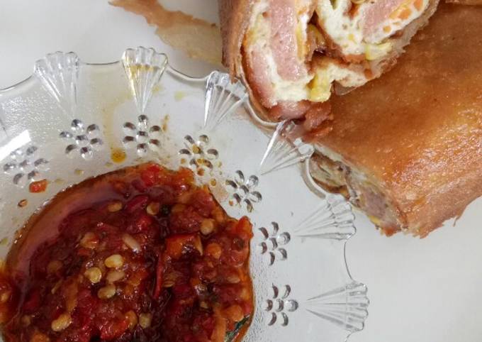 Resep Lumpia Boom oleh wedha - Cookpad