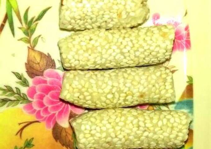 Til Mawa Roll Recipe by Shashi Tewari - Cookpad