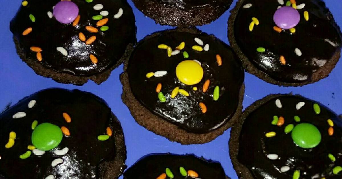 Chocolate idli cake Recipe by Tanvi Desai - Cookpad