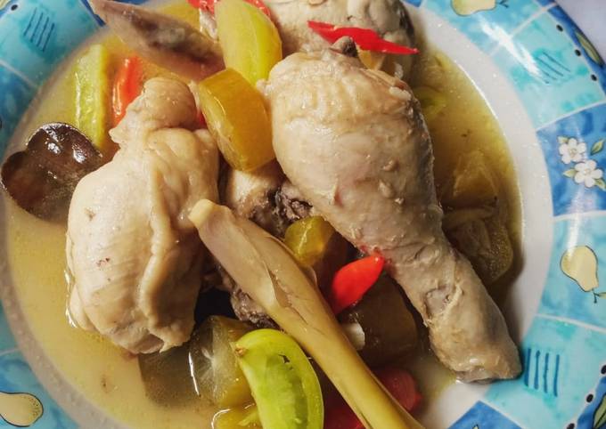 Resep Asem asem ayam oleh Yanthi Oktavianthi - Cookpad